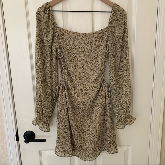 Endless Blu | Dresses | Nwt Endless Blu Floral Dress Cut Out Sides Long ...